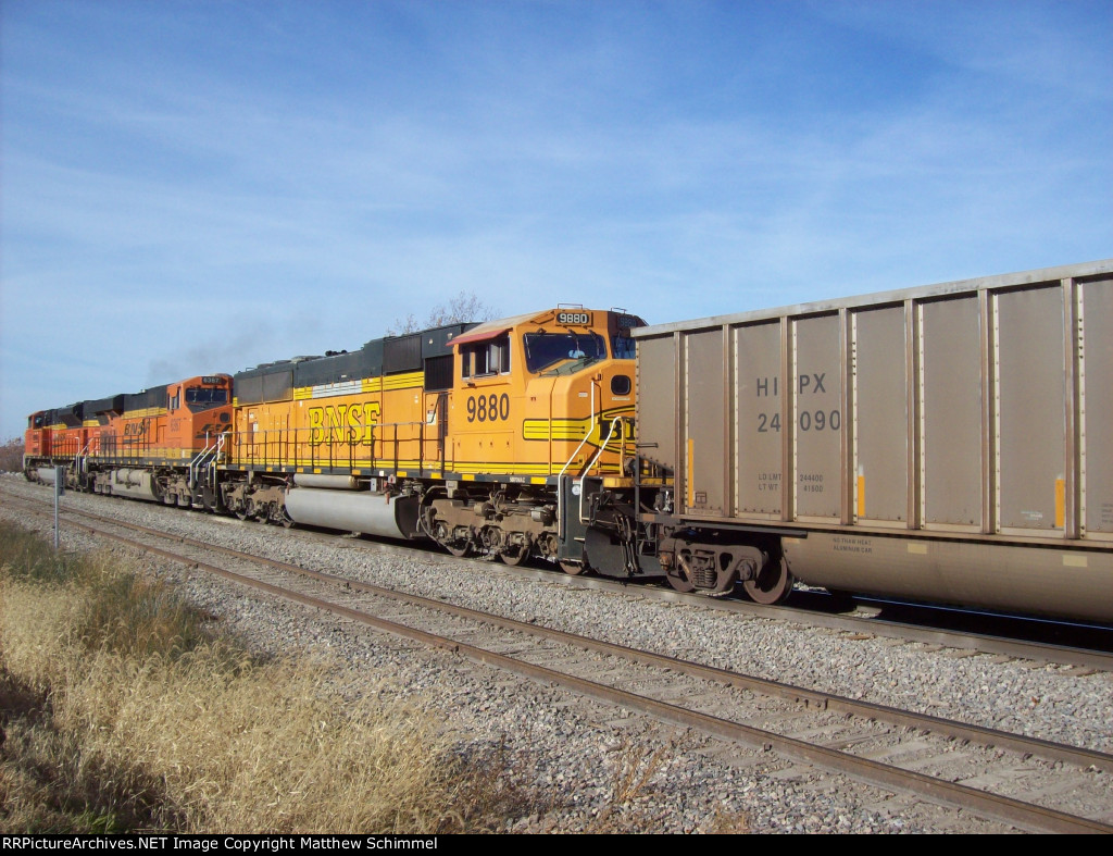 BNSF 9880